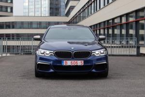 Blue BMW 550 2017 in Riga, with an engine capacity of 4.40 L and mileage of 179 thousand km for 29980 €, photo 12 on AUTOMOTO.COM.LV