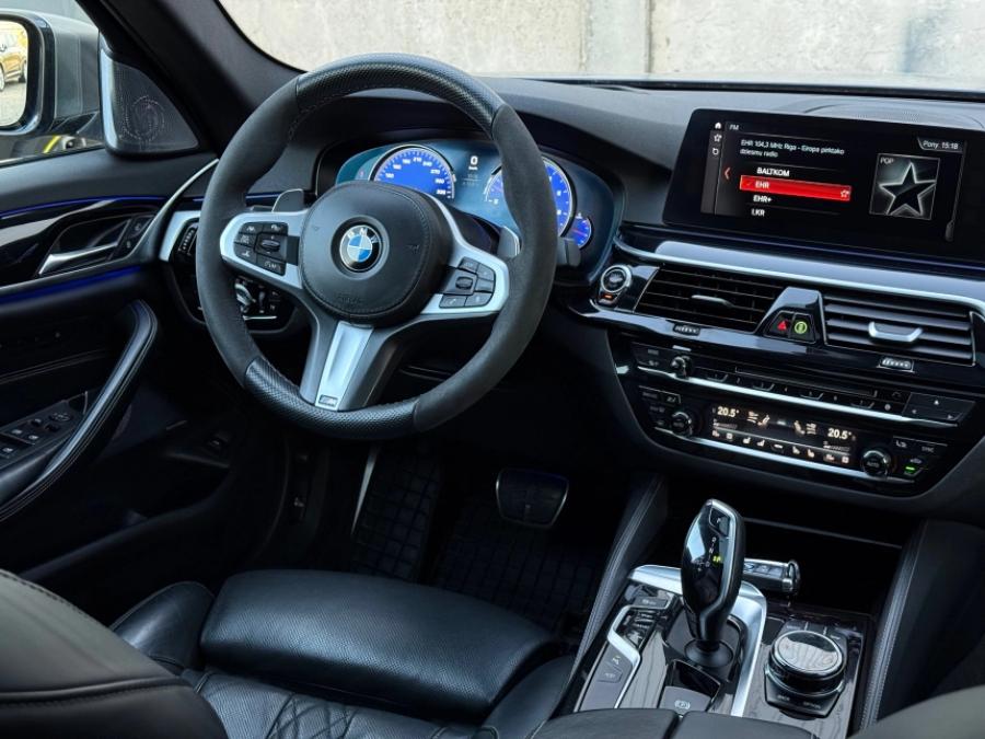 Blue BMW 550 2017 in Riga, with an engine capacity of 4.40 L and mileage of 179 thousand km for 29980 €, photo 22 on AUTOMOTO.COM.LV