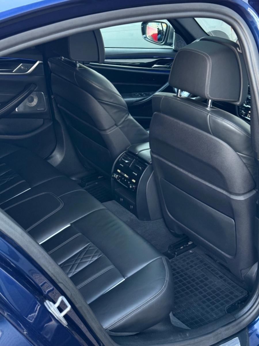 Blue BMW 550 2017 in Riga, with an engine capacity of 4.40 L and mileage of 179 thousand km for 29980 €, photo 24 on AUTOMOTO.COM.LV