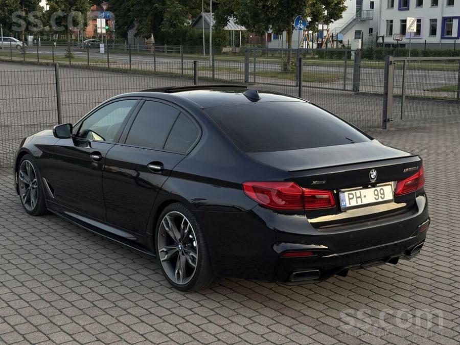 Blue BMW 550 2018 in Jelgava, with an engine capacity of 3.00 L and mileage of 199 thousand km for 31000 €, photo 5 on AUTOMOTO.COM.LV