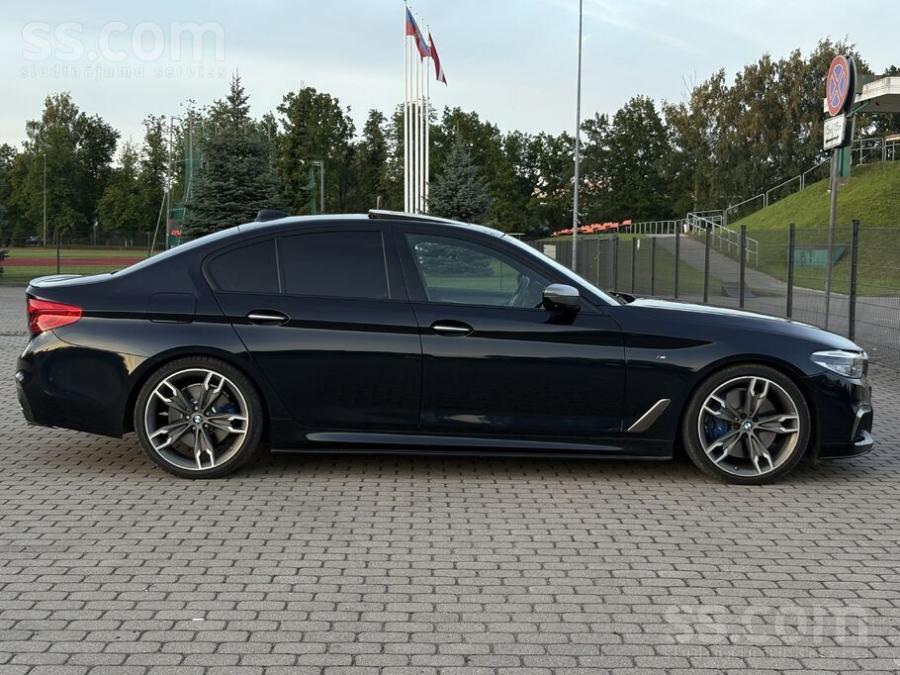 Blue BMW 550 2018 in Jelgava, with an engine capacity of 3.00 L and mileage of 199 thousand km for 31000 €, photo 8 on AUTOMOTO.COM.LV