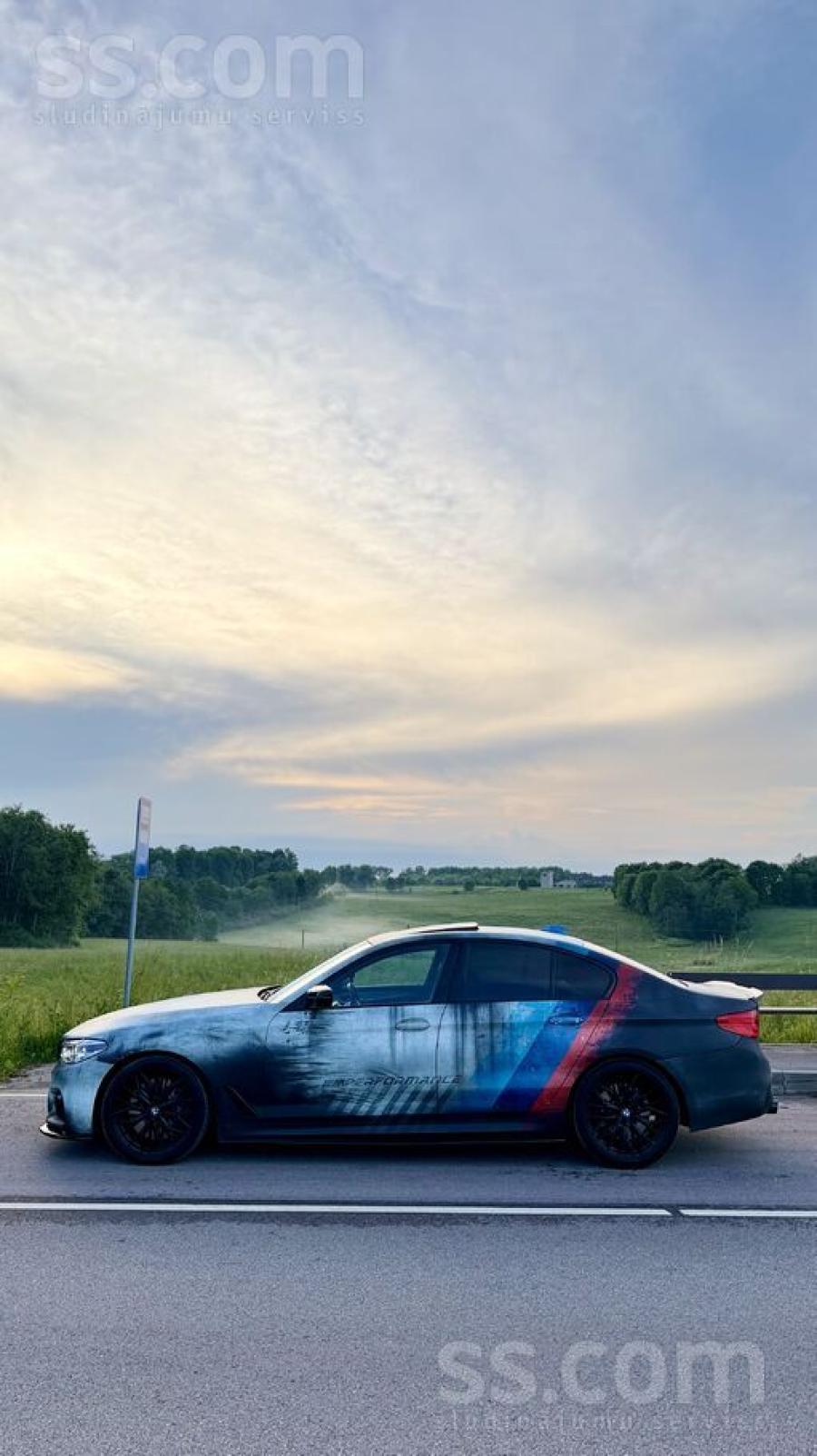 Blue BMW 550 2018 in Daugavpils, with an engine capacity of 4.40 L and mileage of 198 thousand km for 31500 €, photo 15 on AUTOMOTO.COM.LV