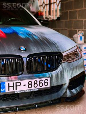Blue BMW 550 2018 in Daugavpils, with an engine capacity of 4.40 L and mileage of 198 thousand km for 31500 €, photo 22 on AUTOMOTO.COM.LV
