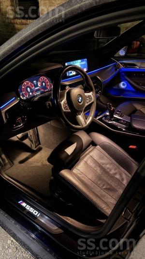 Blue BMW 550 2018 in Daugavpils, with an engine capacity of 4.40 L and mileage of 198 thousand km for 31500 €, photo 25 on AUTOMOTO.COM.LV