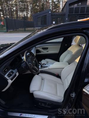 Zils BMW 550 2013 Tallina, ar dzinēja tilpumu 3.00 L un nobraukumu 238 tūkst. km par 16499 €, foto 9 vietnē AUTOMOTO.COM.LV