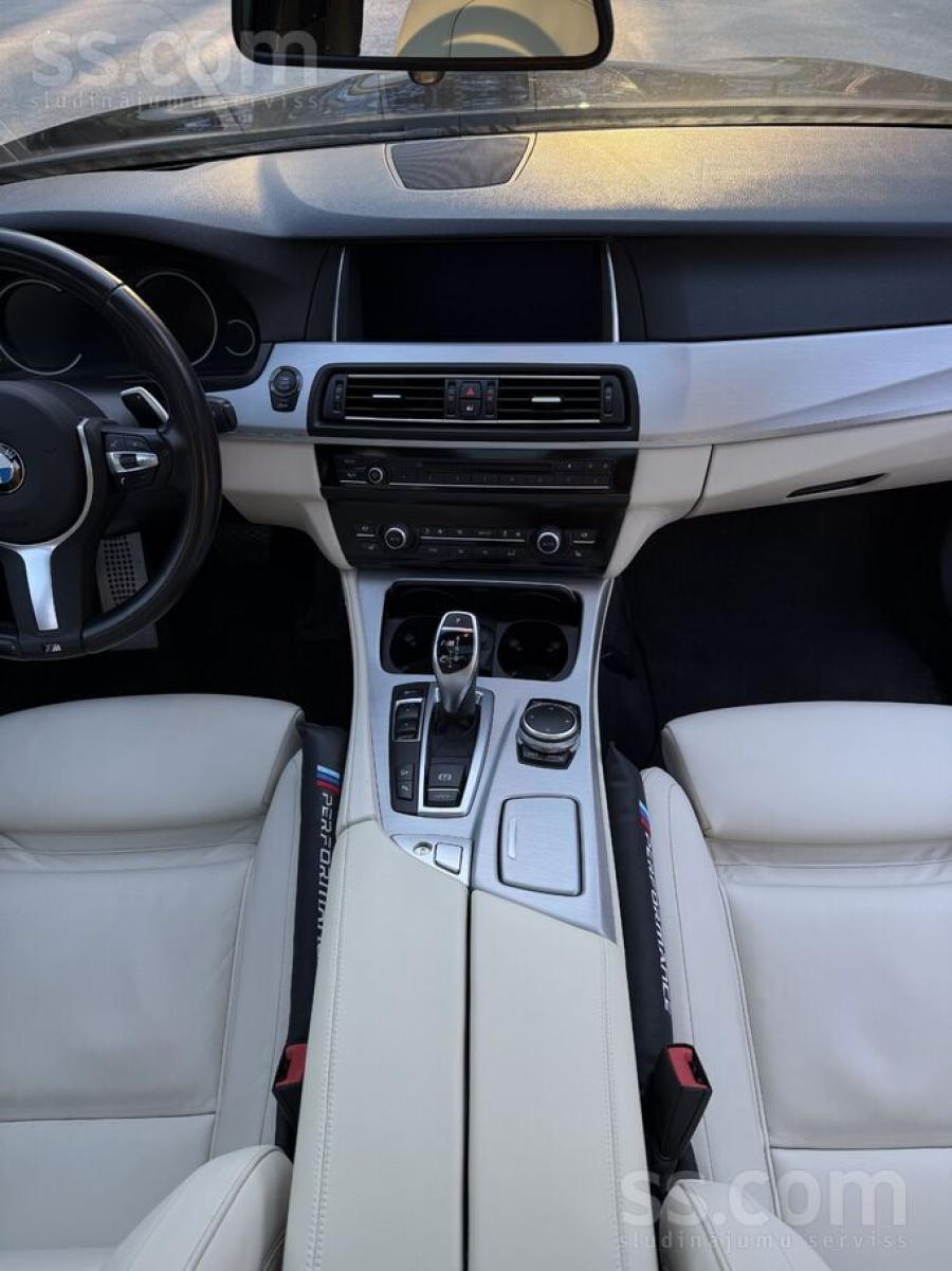 Zils BMW 550 2013 Tallina, ar dzinēja tilpumu 3.00 L un nobraukumu 238 tūkst. km par 16499 €, foto 11 vietnē AUTOMOTO.COM.LV