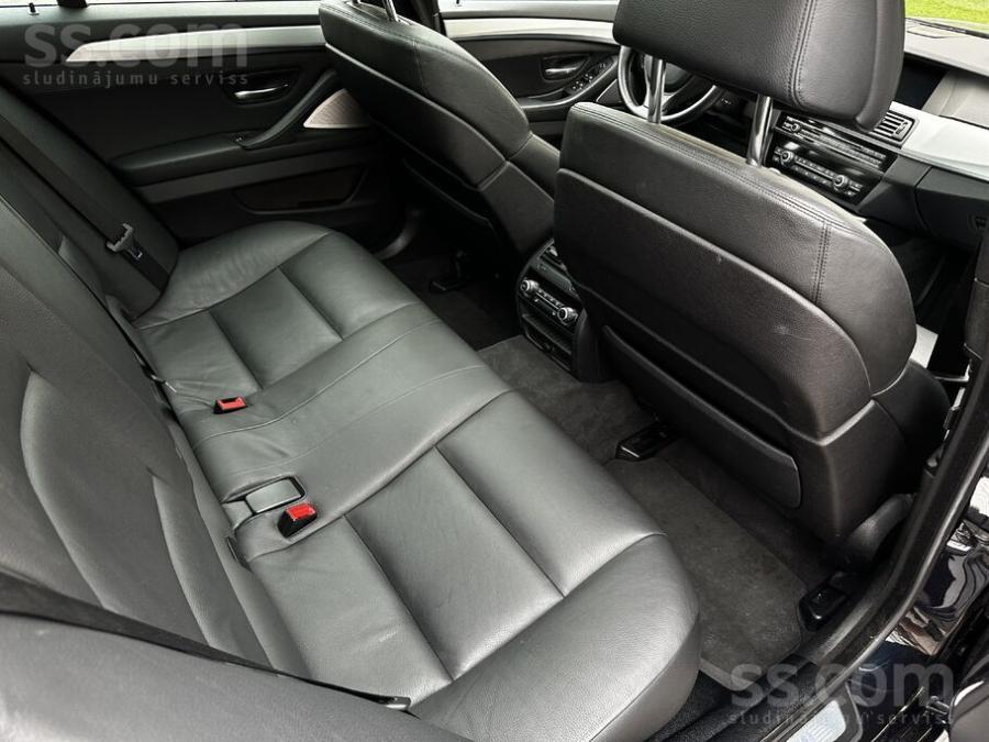 Zils BMW 550 2013 Rīga, ar dzinēja tilpumu 3.00 L un nobraukumu 183 tūkst. km par 13900 €, foto 13 vietnē AUTOMOTO.COM.LV