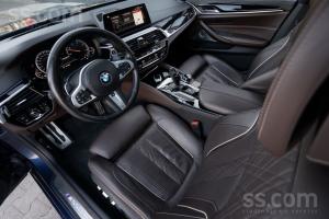 Zils BMW 550 2018 Rīga, ar dzinēja tilpumu 3.00 L un nobraukumu 97 tūkst. km par 33999 €, foto 14 vietnē AUTOMOTO.COM.LV