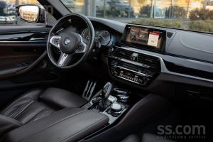 Zils BMW 550 2018 Rīga, ar dzinēja tilpumu 3.00 L un nobraukumu 97 tūkst. km par 33999 €, foto 20 vietnē AUTOMOTO.COM.LV