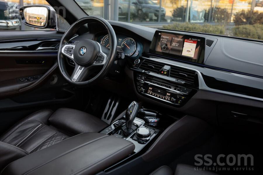 Zils BMW 550 2018 Rīga, ar dzinēja tilpumu 3.00 L un nobraukumu 97 tūkst. km par 33999 €, foto 20 vietnē AUTOMOTO.COM.LV
