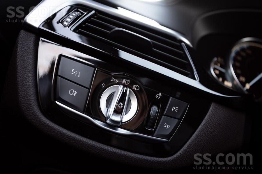 Zils BMW 550 2018 Rīga, ar dzinēja tilpumu 3.00 L un nobraukumu 97 tūkst. km par 33999 €, foto 25 vietnē AUTOMOTO.COM.LV