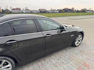 Brown BMW 550 2013 in Kaunas, with an engine capacity of 4.40 L and mileage of 335 thousand km for 10000 €, photo 3 on AUTOMOTO.COM.LV