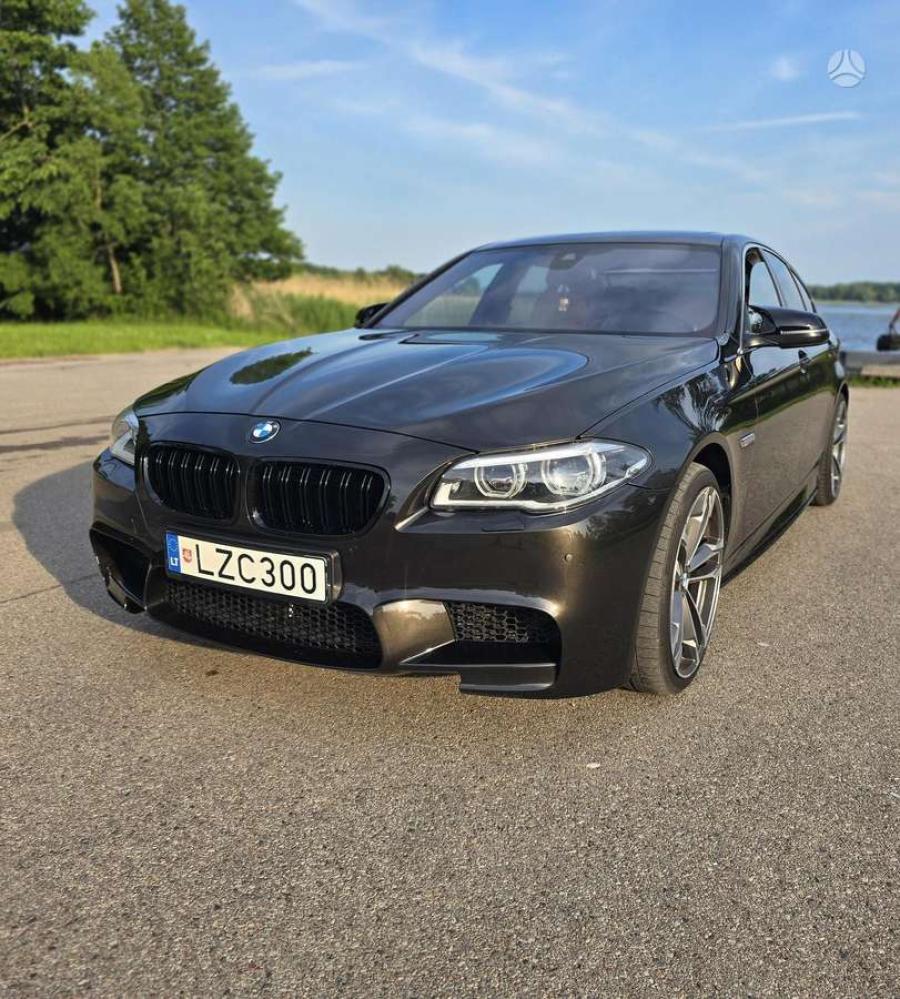 Brown BMW 550 2013 in Marijampole, with an engine capacity of 4.40 L and mileage of 340 thousand km for 12500 €, photo 1 on AUTOMOTO.COM.LV