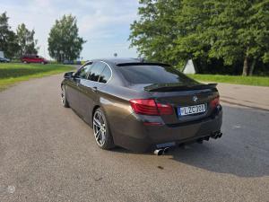 Brown BMW 550 2013 in Marijampole, with an engine capacity of 4.40 L and mileage of 340 thousand km for 12500 €, photo 9 on AUTOMOTO.COM.LV