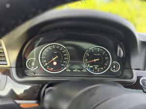 Brown BMW 550 2013 in Marijampole, with an engine capacity of 4.40 L and mileage of 340 thousand km for 12500 €, photo 18 on AUTOMOTO.COM.LV