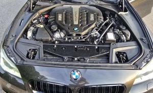 Brown BMW 550 2013 in Marijampole, with an engine capacity of 4.40 L and mileage of 340 thousand km for 12500 €, photo 25 on AUTOMOTO.COM.LV