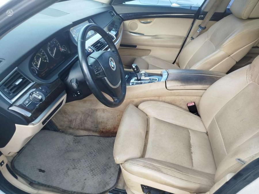 White BMW 550 Gran turismo 2010 in Alytus, with an engine capacity of 4.40 L and mileage of 150 thousand km for 4000 €, photo 10 on AUTOMOTO.COM.LV