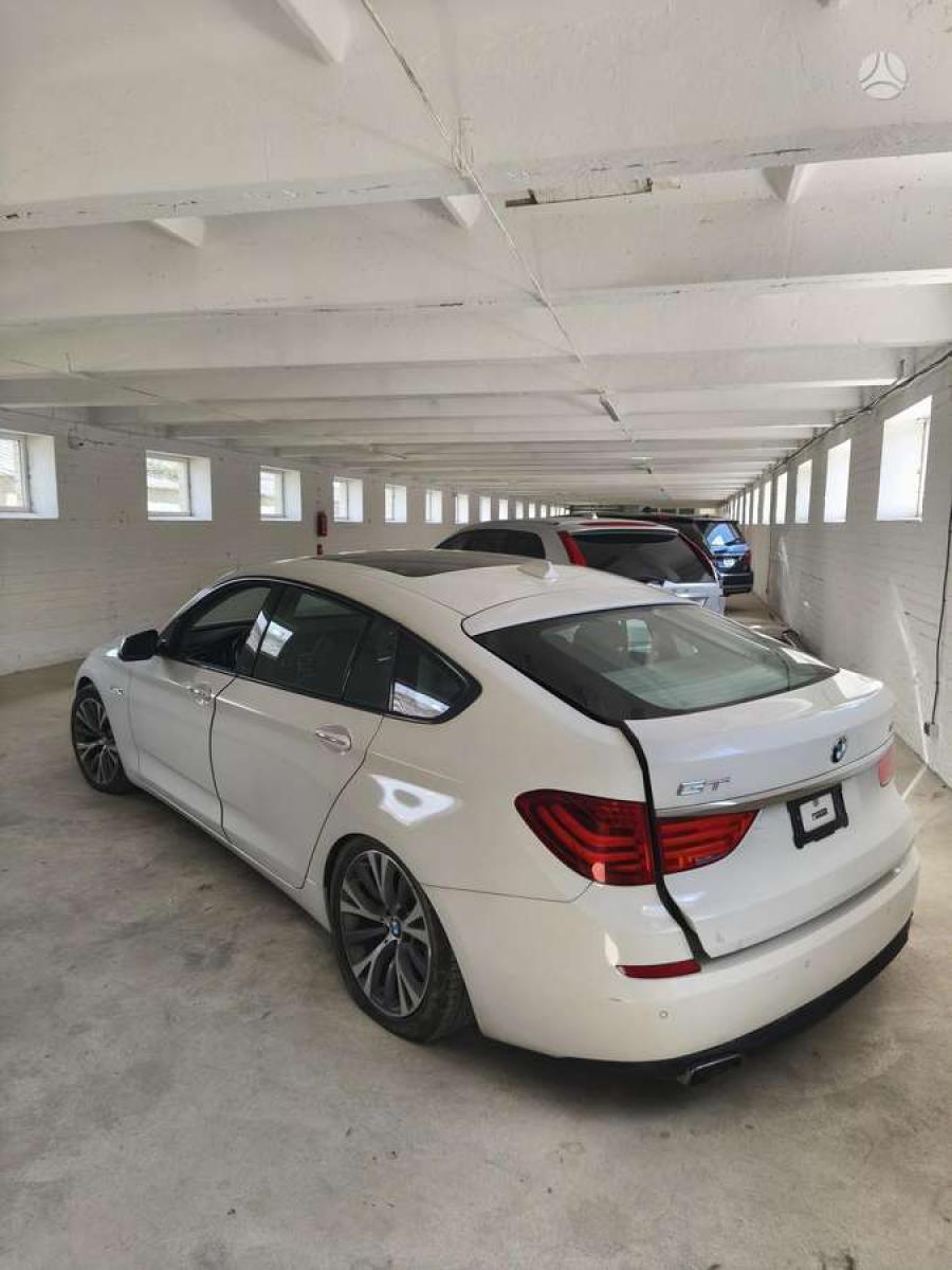 Balts BMW 550 Gran turismo 2012 Panevēža, ar dzinēja tilpumu 4.40 L un nobraukumu 224 tūkst. km par 6200 €, foto 7 vietnē AUTOMOTO.COM.LV