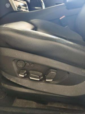 Balts BMW 550 Gran turismo 2012 Panevēža, ar dzinēja tilpumu 4.40 L un nobraukumu 224 tūkst. km par 6200 €, foto 12 vietnē AUTOMOTO.COM.LV