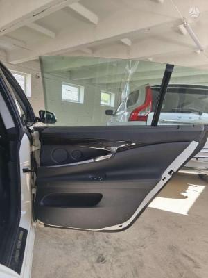 Balts BMW 550 Gran turismo 2012 Panevēža, ar dzinēja tilpumu 4.40 L un nobraukumu 224 tūkst. km par 6200 €, foto 17 vietnē AUTOMOTO.COM.LV
