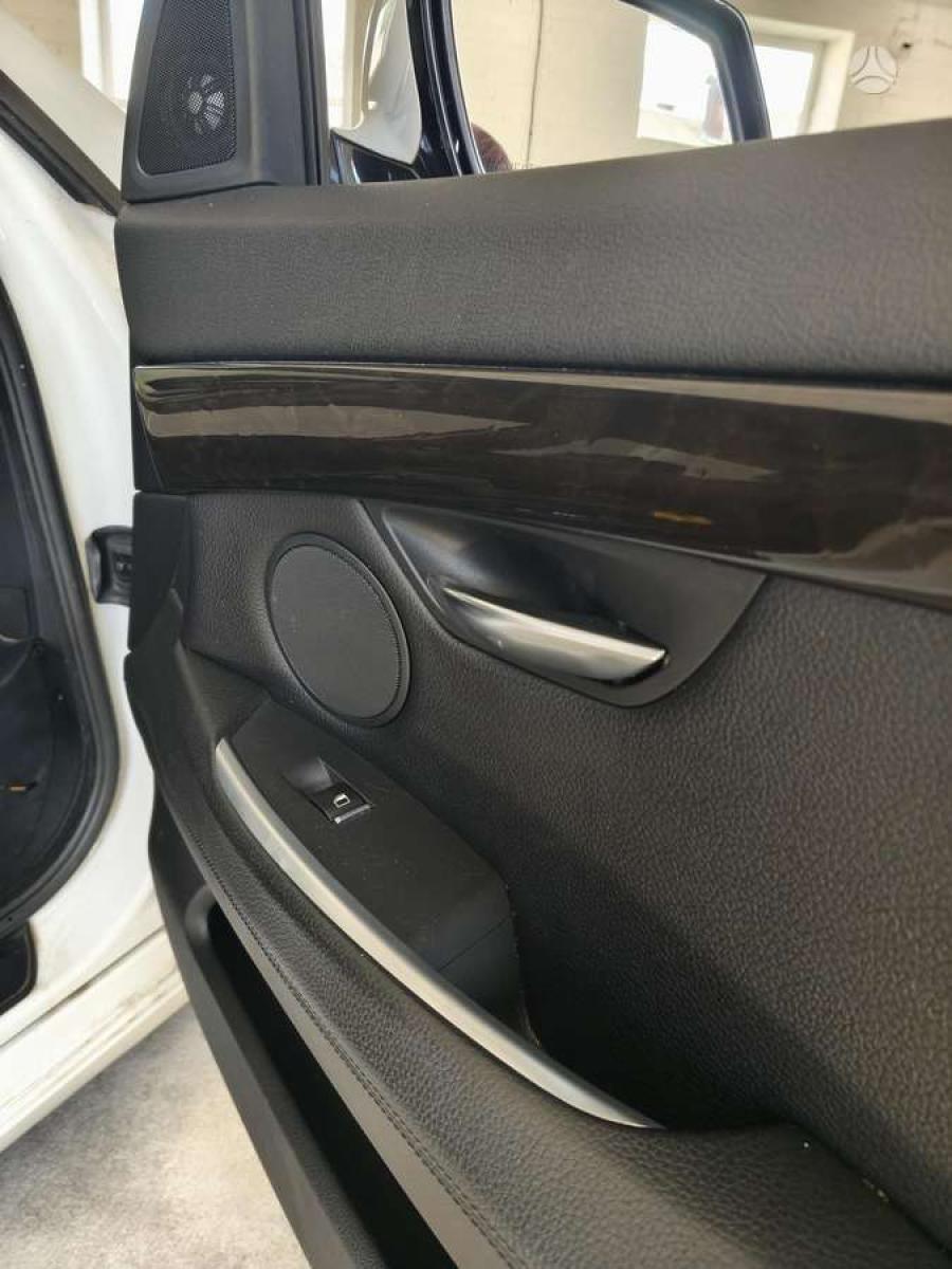 Balts BMW 550 Gran turismo 2012 Panevēža, ar dzinēja tilpumu 4.40 L un nobraukumu 224 tūkst. km par 6200 €, foto 21 vietnē AUTOMOTO.COM.LV