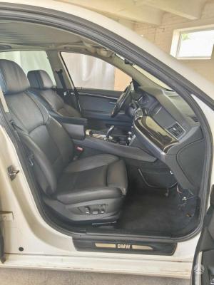 Balts BMW 550 Gran turismo 2012 Panevēža, ar dzinēja tilpumu 4.40 L un nobraukumu 224 tūkst. km par 6200 €, foto 22 vietnē AUTOMOTO.COM.LV
