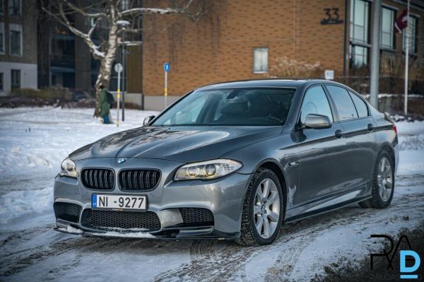 Pelēks BMW 550 2011 Rīga, ar dzinēja tilpumu 4.40 L un nobraukumu 230 tūkst. km par 8990 €, foto 1 vietnē AUTOMOTO.COM.LV