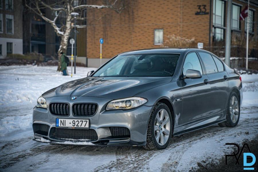 Pelēks BMW 550 2011 Rīga, ar dzinēja tilpumu 4.40 L un nobraukumu 230 tūkst. km par 8990 €, foto 1 vietnē AUTOMOTO.COM.LV