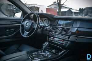 Pelēks BMW 550 2011 Rīga, ar dzinēja tilpumu 4.40 L un nobraukumu 230 tūkst. km par 8990 €, foto 9 vietnē AUTOMOTO.COM.LV