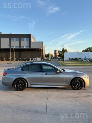 Grey BMW 550 2013 in Liepaja, with an engine capacity of 3.00 L and mileage of 186 thousand km for 18700 €, photo 4 on AUTOMOTO.COM.LV