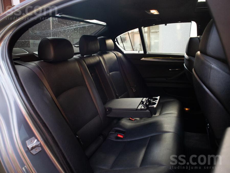 Grey BMW 550 2013 in Liepaja, with an engine capacity of 3.00 L and mileage of 187 thousand km for 14500 €, photo 16 on AUTOMOTO.COM.LV