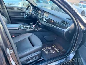 Pelēks BMW 550 2014 Kuldīga, ar dzinēja tilpumu 3.00 L un nobraukumu 265 tūkst. km par 15590 €, foto 15 vietnē AUTOMOTO.COM.LV