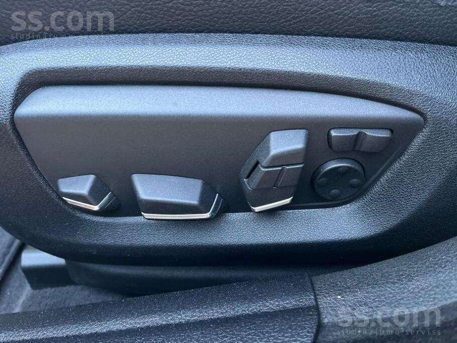 Pelēks BMW 550 2014 Kuldīga, ar dzinēja tilpumu 3.00 L un nobraukumu 265 tūkst. km par 15590 €, foto 25 vietnē AUTOMOTO.COM.LV
