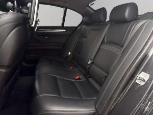 Grey BMW 550 2016 in Kaunas, with an engine capacity of 4.40 L and mileage of 163 thousand km for 13499 €, photo 12 on AUTOMOTO.COM.LV