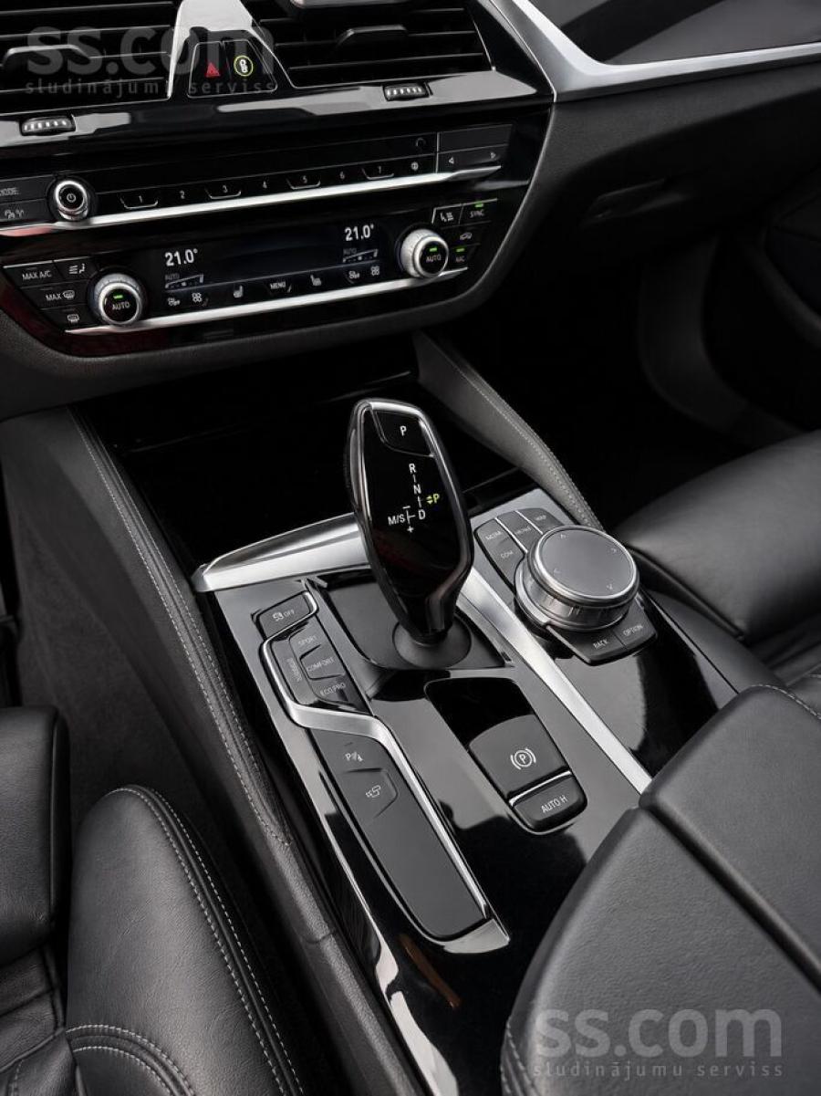 Grey BMW 550 2019 in Riga, with an engine capacity of 4.40 L and mileage of 0 thousand km for 47000 €, photo 15 on AUTOMOTO.COM.LV