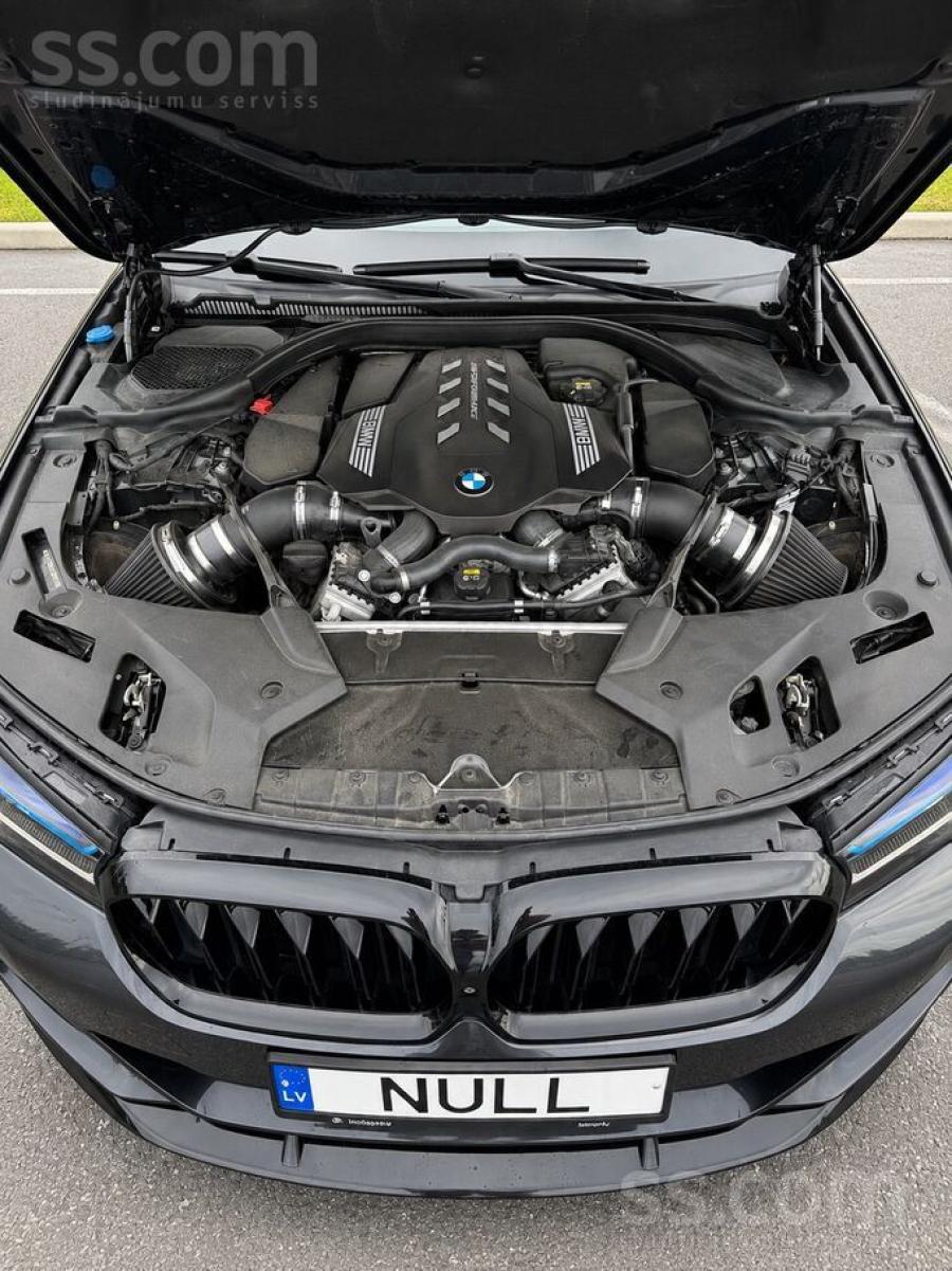 Grey BMW 550 2019 in Riga, with an engine capacity of 4.40 L and mileage of 0 thousand km for 47000 €, photo 23 on AUTOMOTO.COM.LV