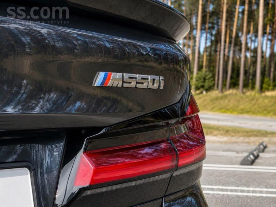 Pelēks BMW 550 2019 Rīga, ar dzinēja tilpumu 4.40 L un nobraukumu 108 tūkst. km par 45900 €, foto 7 vietnē AUTOMOTO.COM.LV