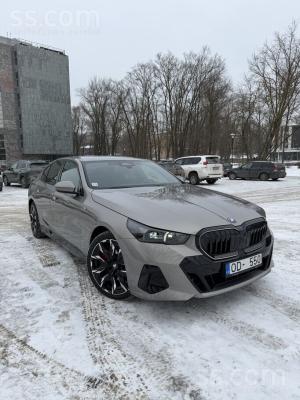 Pelēks BMW 550 2024 Rīga, ar dzinēja tilpumu 3.00 L un nobraukumu 27 tūkst. km par 75500 €, foto 7 vietnē AUTOMOTO.COM.LV