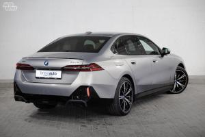 Pelēks BMW 550 2024 Viļņa, ar dzinēja tilpumu 3.00 L un nobraukumu 41 tūkst. km par 68771 €, foto 10 vietnē AUTOMOTO.COM.LV
