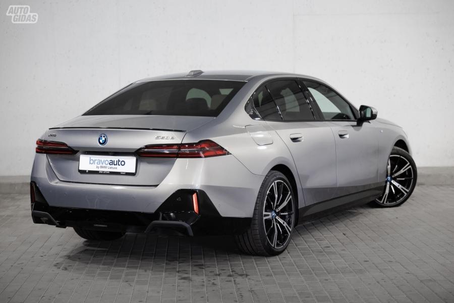 Pelēks BMW 550 2024 Viļņa, ar dzinēja tilpumu 3.00 L un nobraukumu 41 tūkst. km par 68771 €, foto 10 vietnē AUTOMOTO.COM.LV