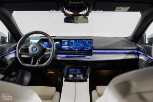 Pelēks BMW 550 2024 Viļņa, ar dzinēja tilpumu 3.00 L un nobraukumu 41 tūkst. km par 68771 €, foto 24 vietnē AUTOMOTO.COM.LV