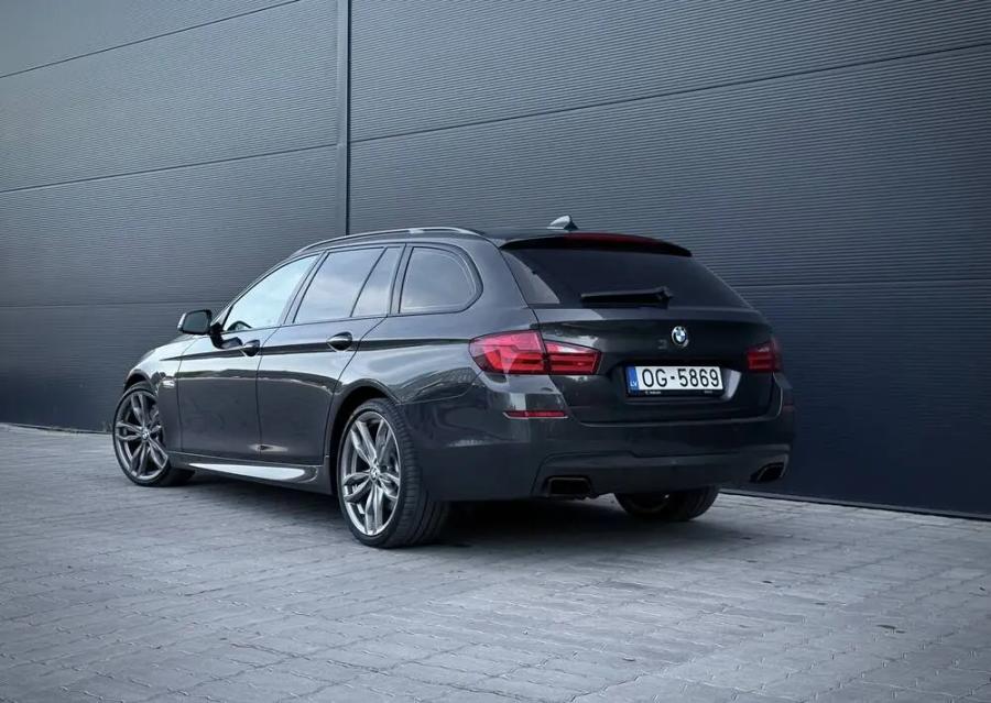 Pelēks BMW 550 2012 Rīga, ar dzinēja tilpumu 3.00 L un nobraukumu 257 tūkst. km par 12950 €, foto 4 vietnē AUTOMOTO.COM.LV
