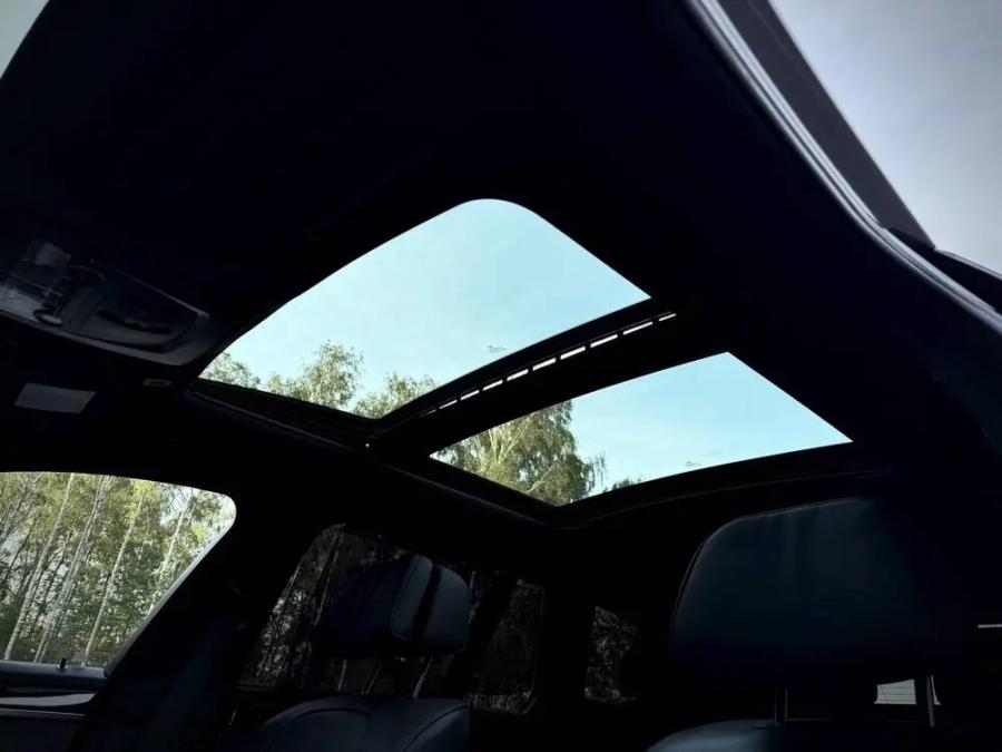 Pelēks BMW 550 2012 Rīga, ar dzinēja tilpumu 3.00 L un nobraukumu 257 tūkst. km par 12950 €, foto 19 vietnē AUTOMOTO.COM.LV