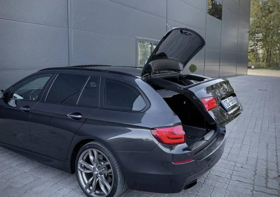Pelēks BMW 550 2012 Rīga, ar dzinēja tilpumu 3.00 L un nobraukumu 257 tūkst. km par 12950 €, foto 29 vietnē AUTOMOTO.COM.LV