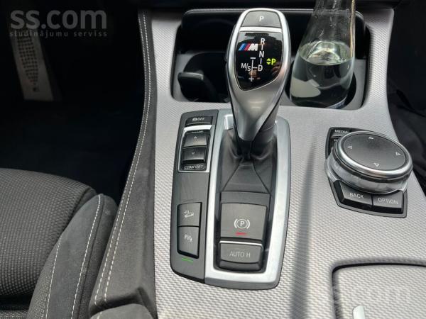 Grey BMW 550 2015 in Riga, with an engine capacity of 3.00 L and mileage of 218 thousand km for 16500 €, photo 11 on AUTOMOTO.COM.LV