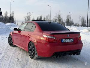 Red BMW 550 2008 in Vilnius, with an engine capacity of 4.80 L and mileage of 270 thousand km for 7500 €, photo 9 on AUTOMOTO.COM.LV