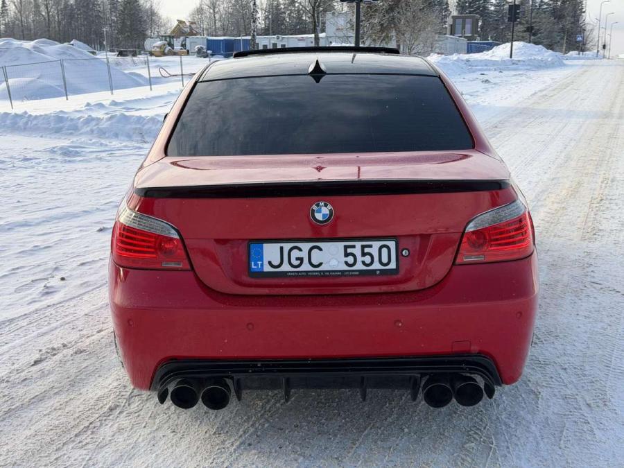 Red BMW 550 2008 in Vilnius, with an engine capacity of 4.80 L and mileage of 270 thousand km for 7500 €, photo 13 on AUTOMOTO.COM.LV