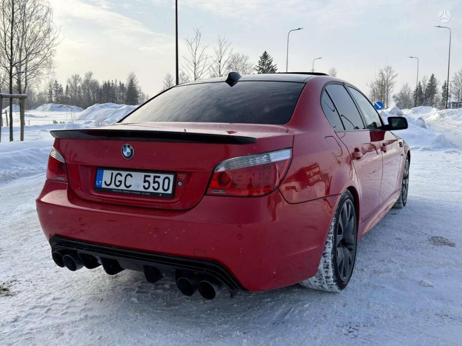 Red BMW 550 2008 in Vilnius, with an engine capacity of 4.80 L and mileage of 270 thousand km for 7500 €, photo 15 on AUTOMOTO.COM.LV