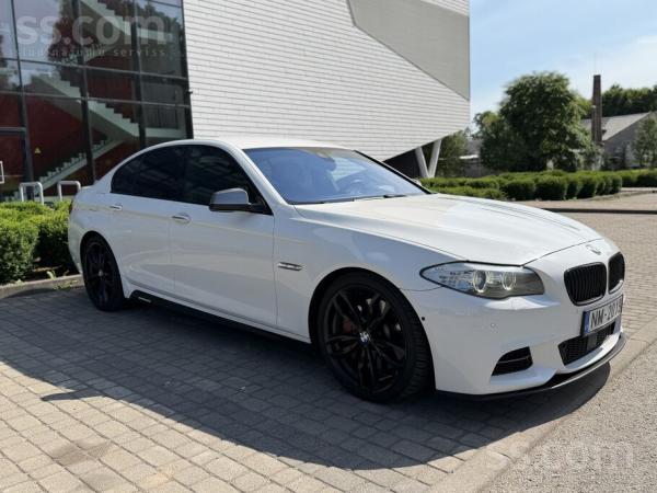 White BMW 550 2012 in Rezekne, with an engine capacity of 3.00 L and mileage of 235 thousand km for 18250 €, photo 3 on AUTOMOTO.COM.LV