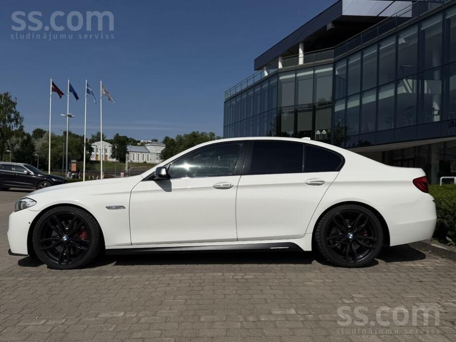Balts BMW 550 2012 Rēzekne, ar dzinēja tilpumu 3.00 L un nobraukumu 235 tūkst. km par 18250 €, foto 5 vietnē AUTOMOTO.COM.LV